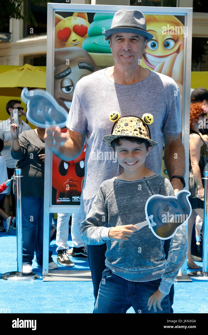 Gable ness nealon and kevin nealon hi-res stock photography and images ...