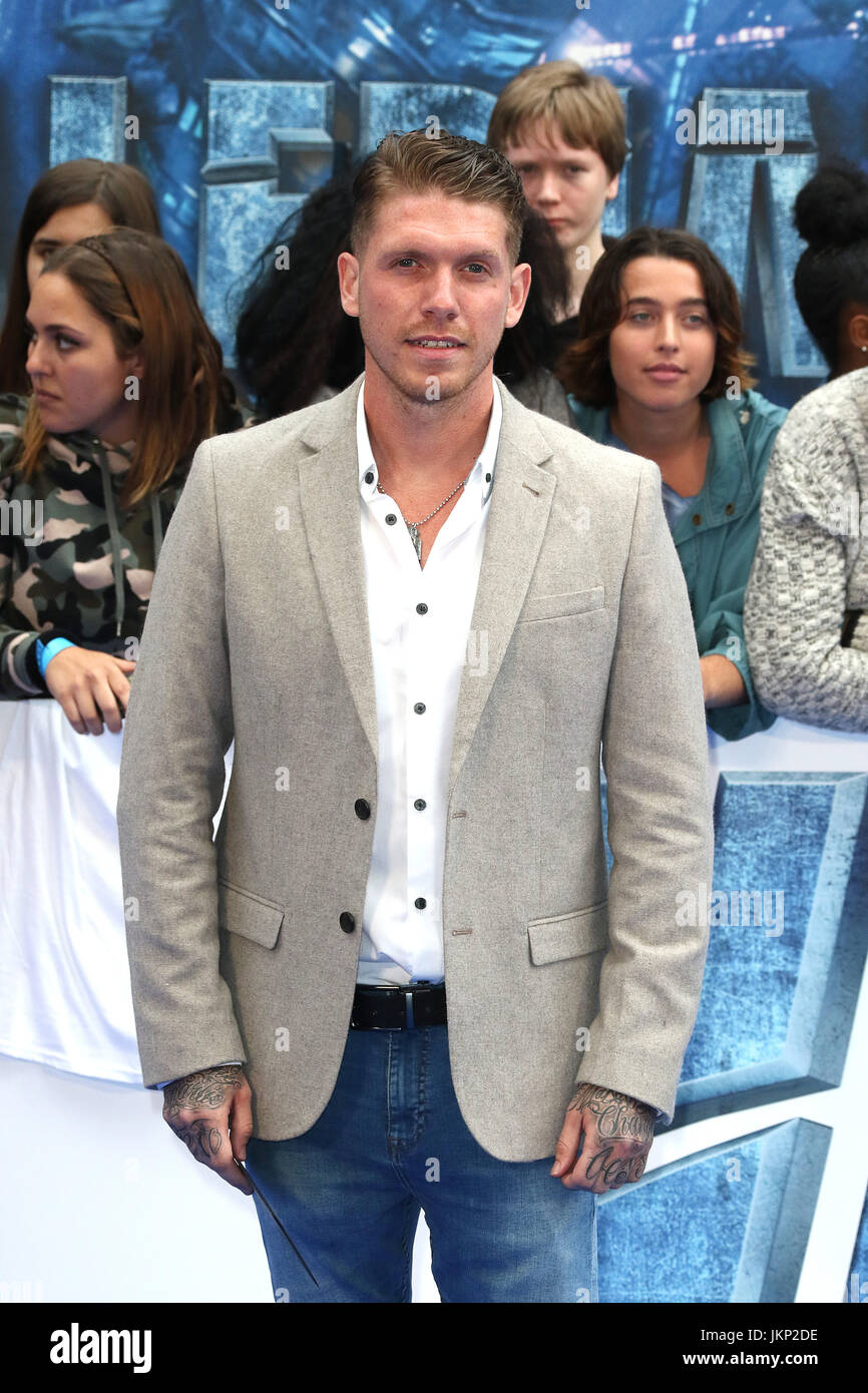 Craig lawson hi-res stock photography and images - Alamy