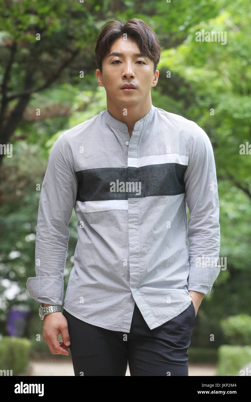 S. Korean actor Dong Hyun-bae South Korean actor Dong Hyun-bae, who ...