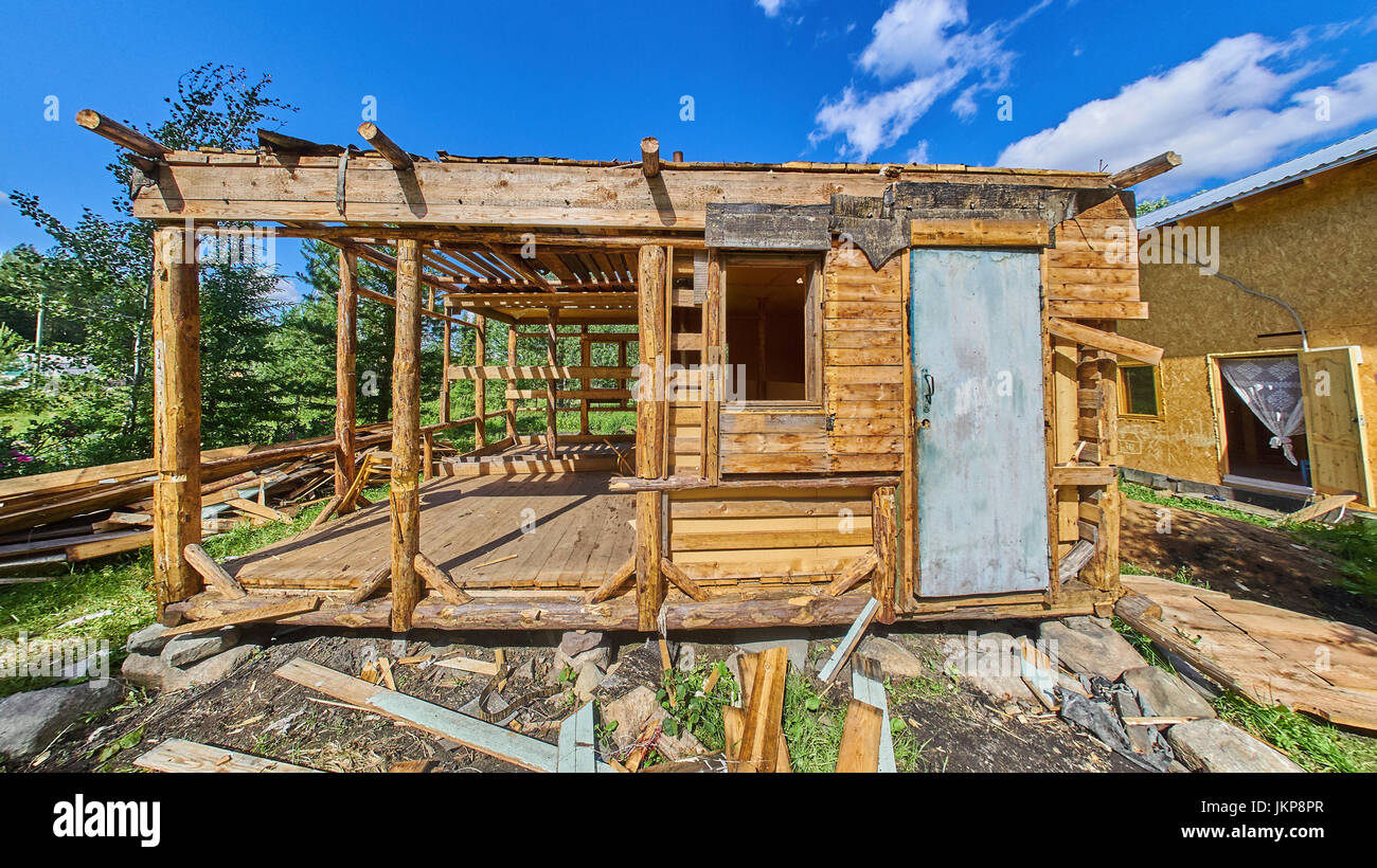 Mud house collapse hi-res stock photography and images - Alamy