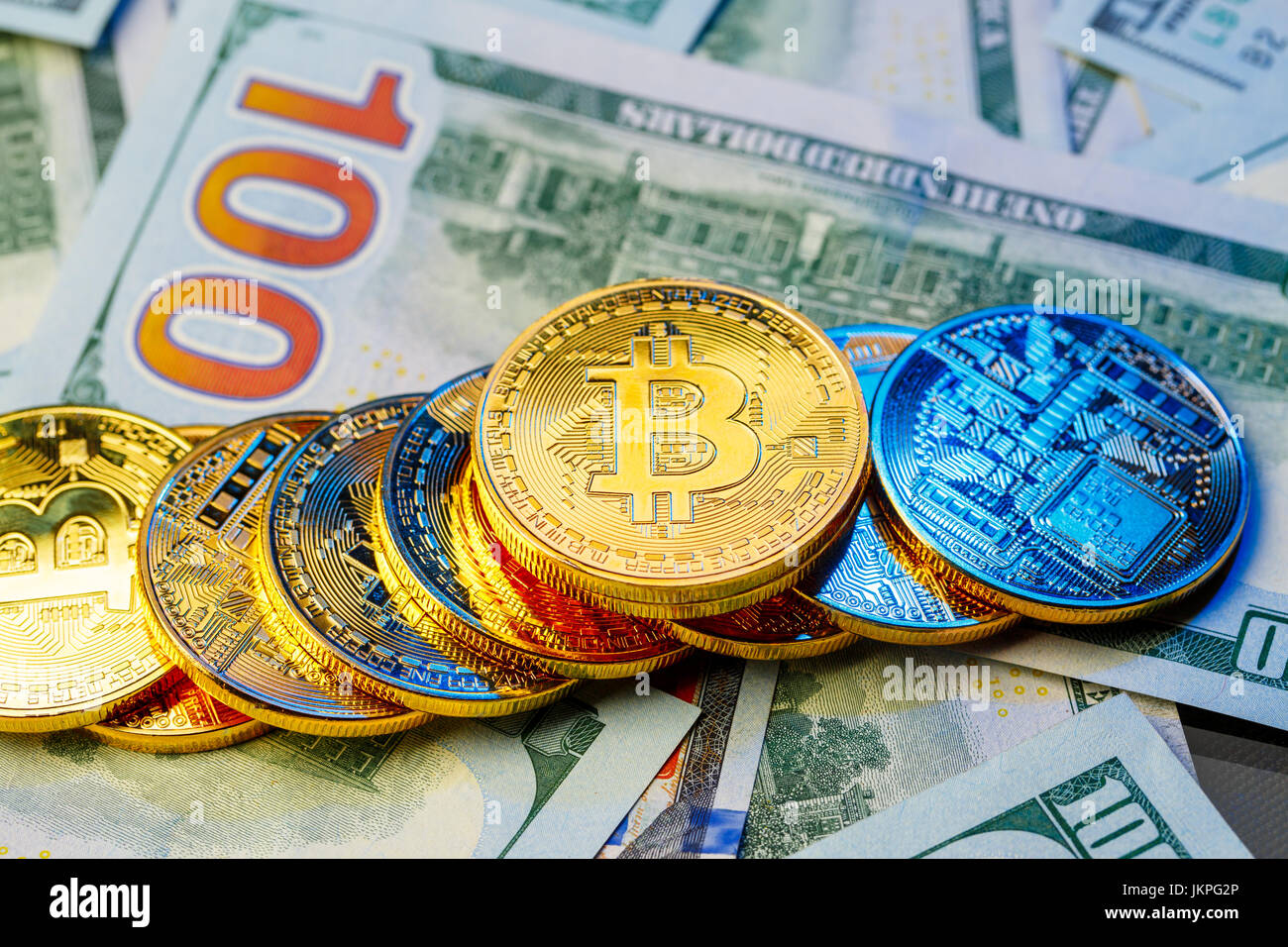 Currency swap computer hi-res stock photography and images - Alamy