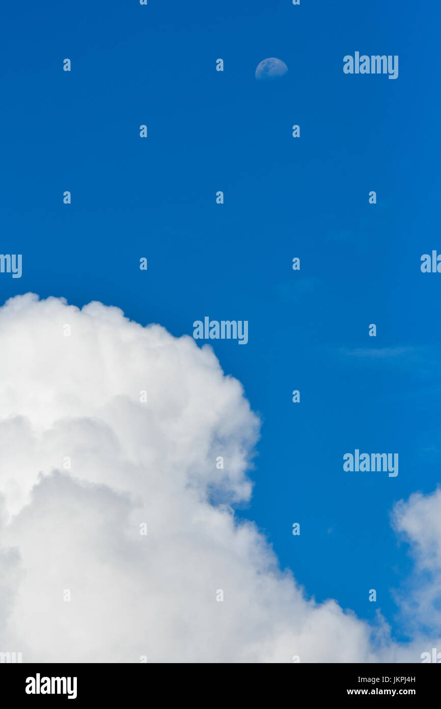 Clear sky dream hi-res stock photography and images - Alamy