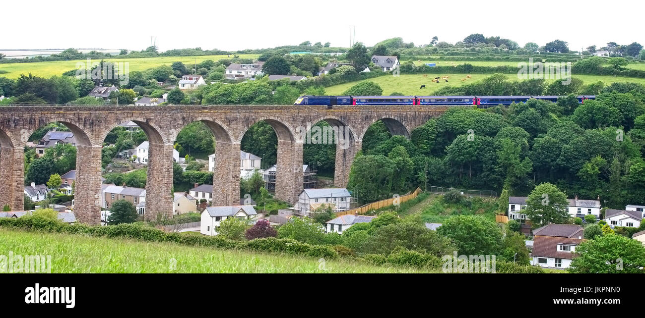 An InterCity 125 train (High Speed Train, HST) over the Angarrack ...