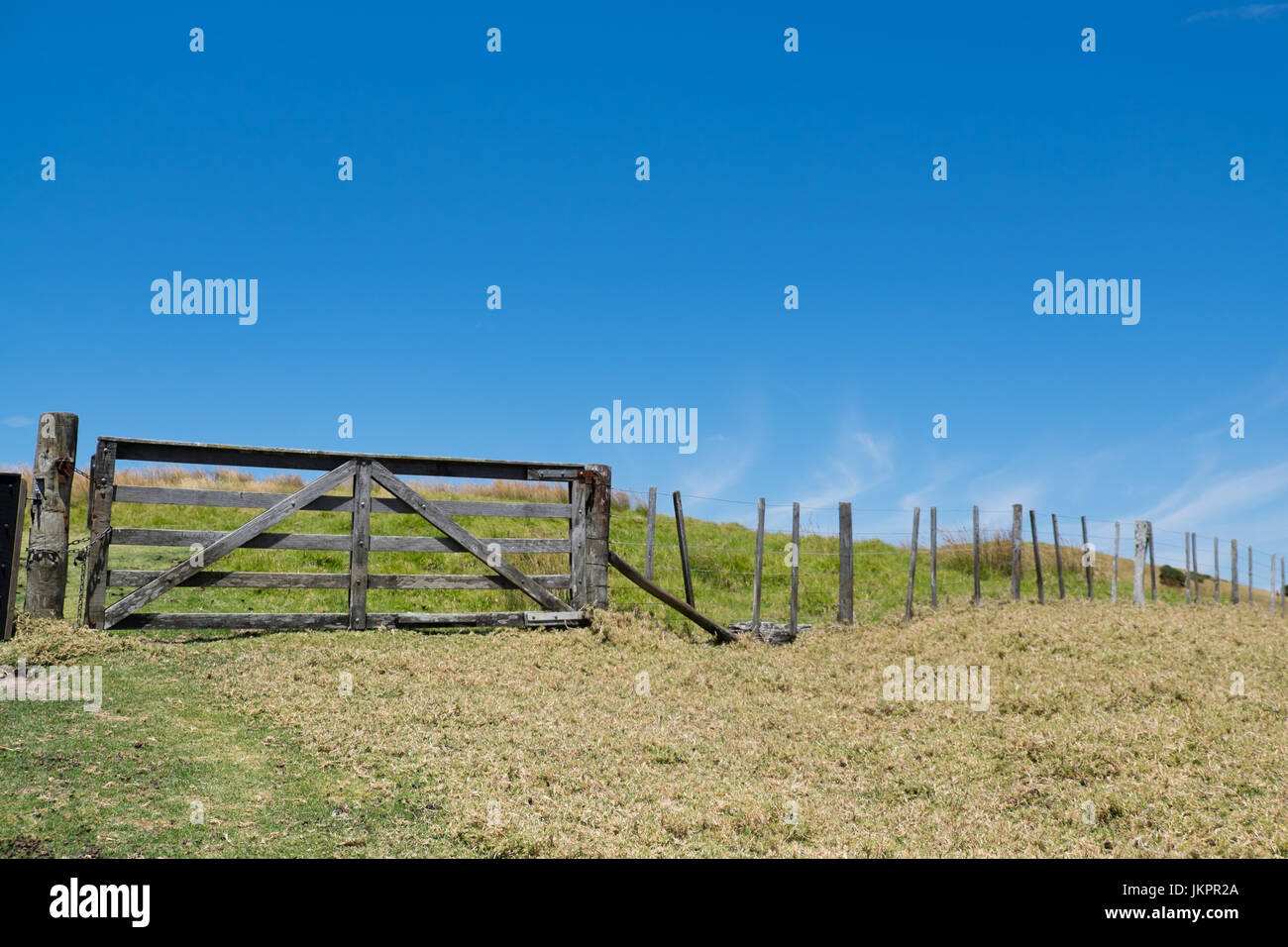 Farm gate in new zealand hi-res stock photography and images - Alamy