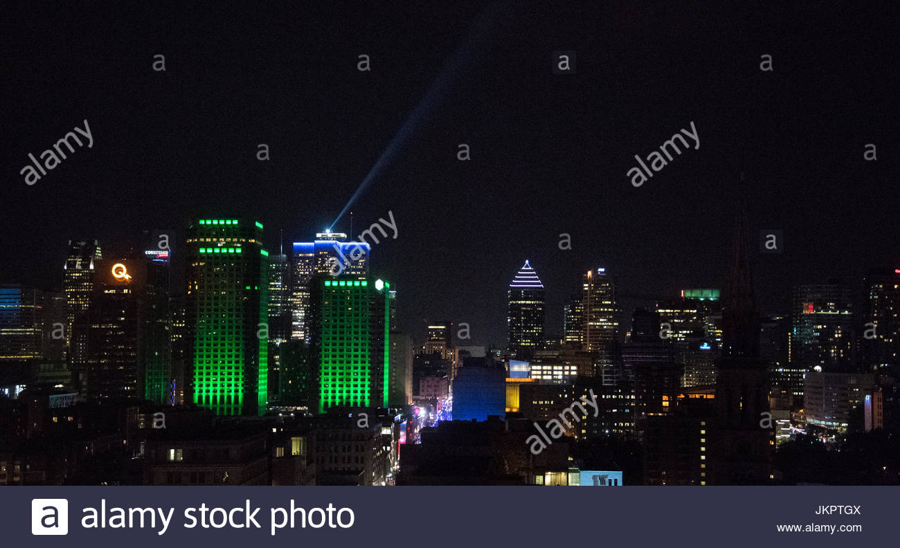 Montreal Skyline Night Stock Photos & Montreal Skyline Night Stock ...