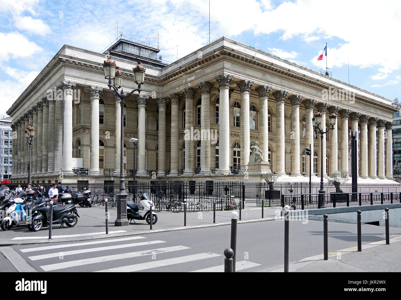 Station de metro bourse hi-res stock photography and images - Alamy