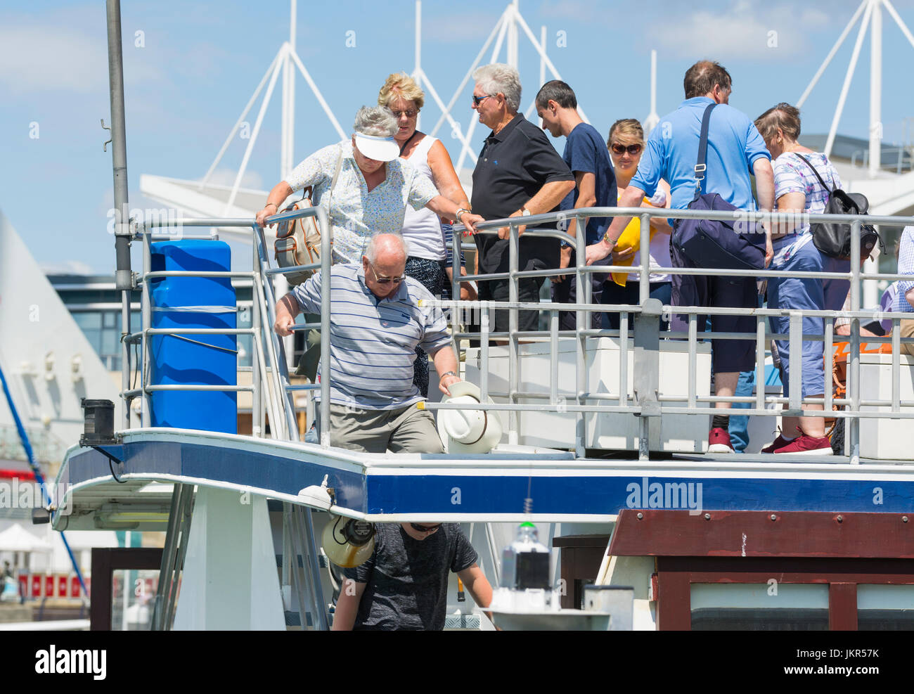 Debarking hi-res stock photography and images - Alamy