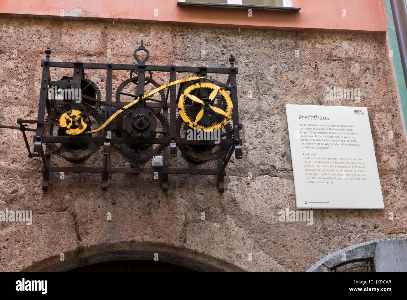 Internal clock mechanism hi-res stock photography and images - Alamy