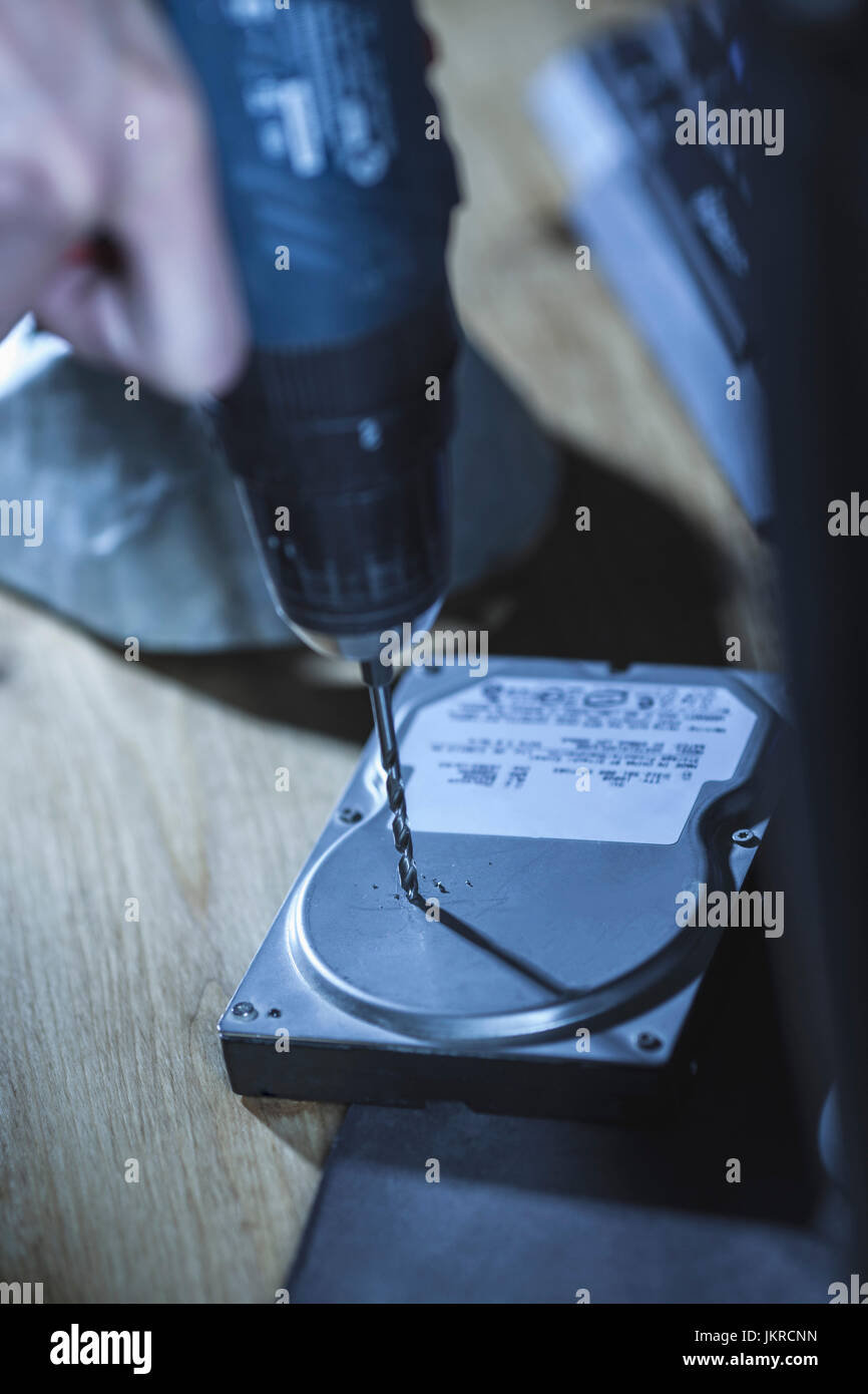 Crime body table hi-res stock photography and images - Alamy