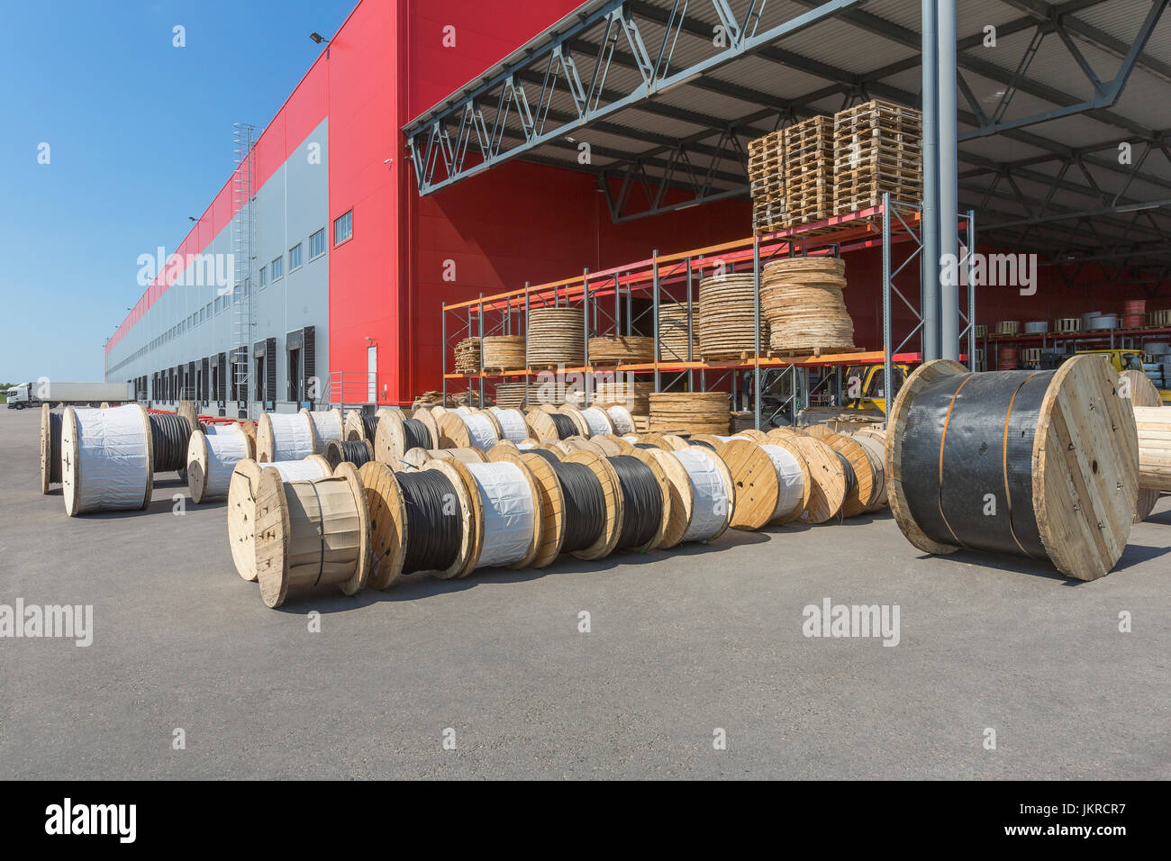 Spool rack hi-res stock photography and images - Alamy