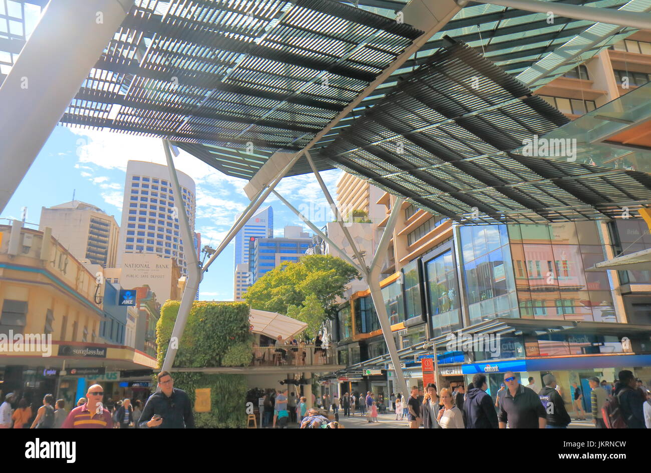 All About Queen Street Mall In Brisbane – MRQOI