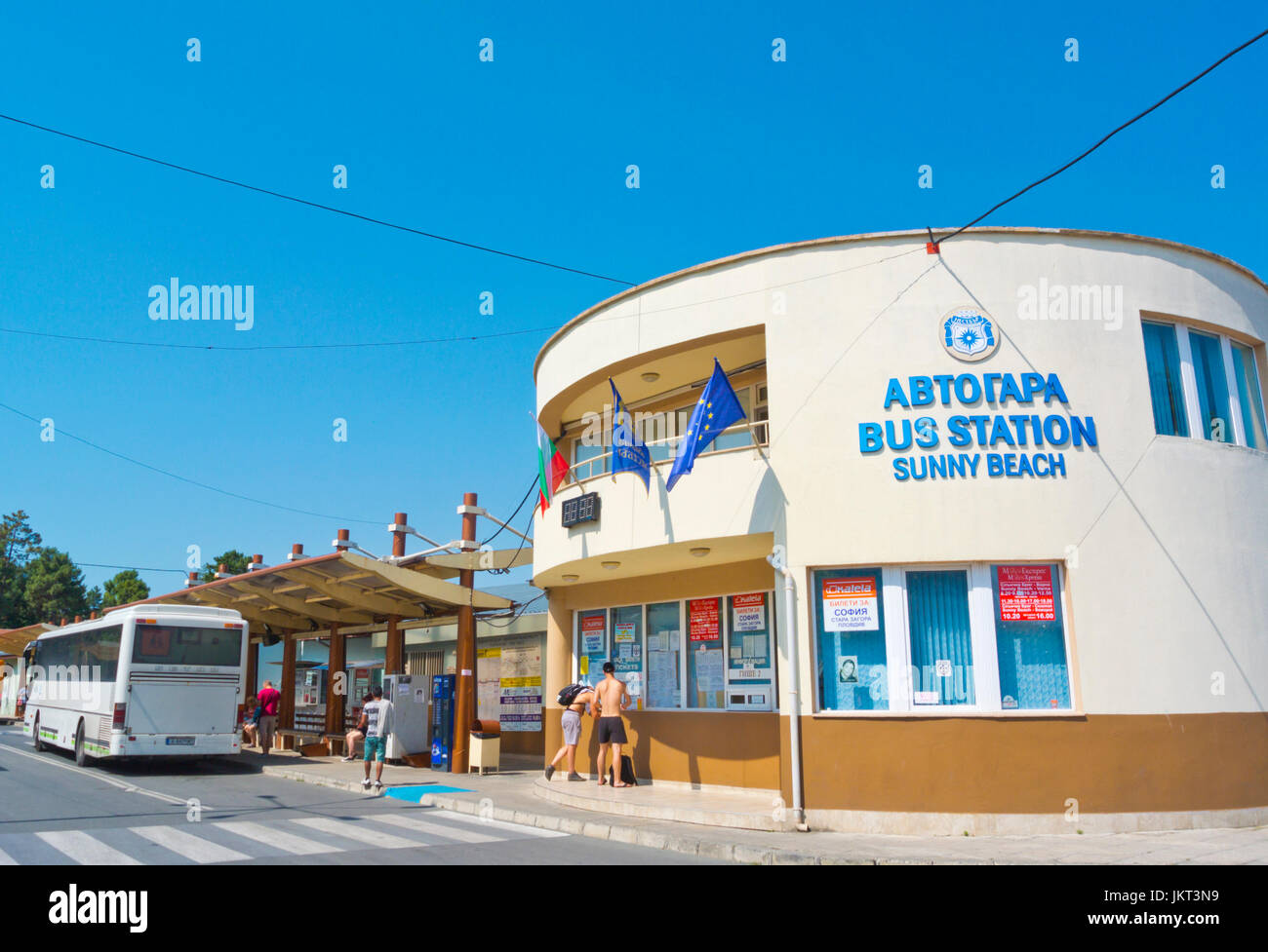 Beach bus hi-res stock photography and images - Alamy