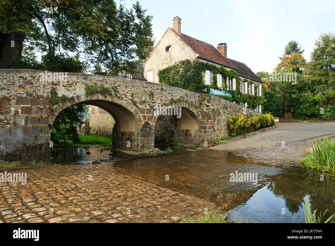 Mezilles hi-res stock photography and images - Alamy