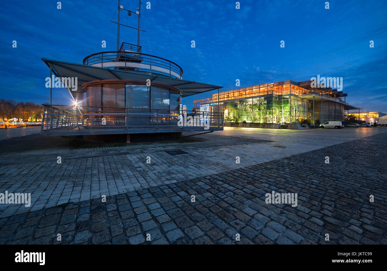 Aquarium La Rochelle Stock Photo - Alamy