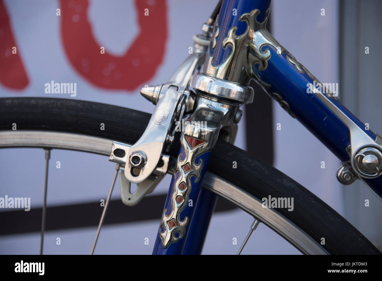 Vintage stirrups hi-res stock photography and images - Alamy