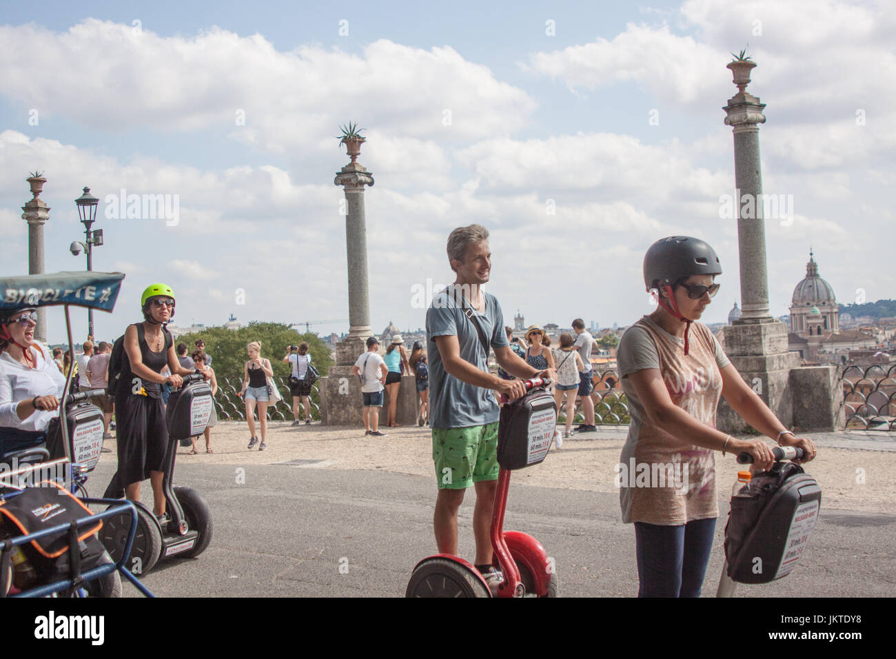 Crowded group of tourists during the summer season in rome Stock Photo ...