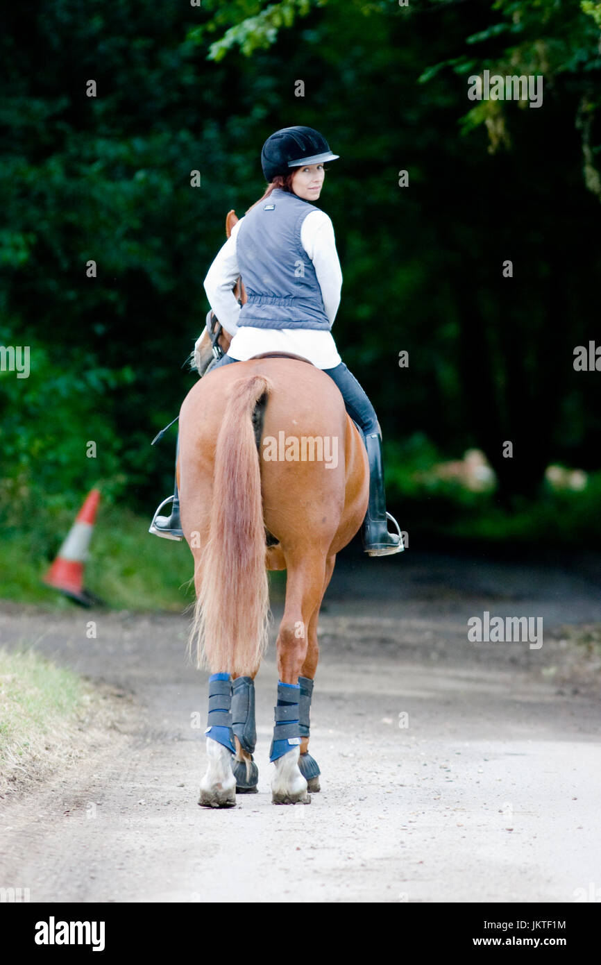 Backwards on horse hi-res stock photography and images - Alamy