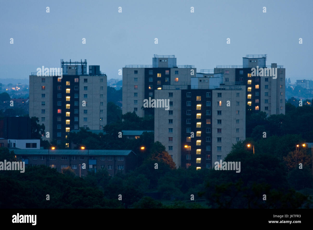 Overlooking tower blocks, facing toward London Stock Photo - Alamy
