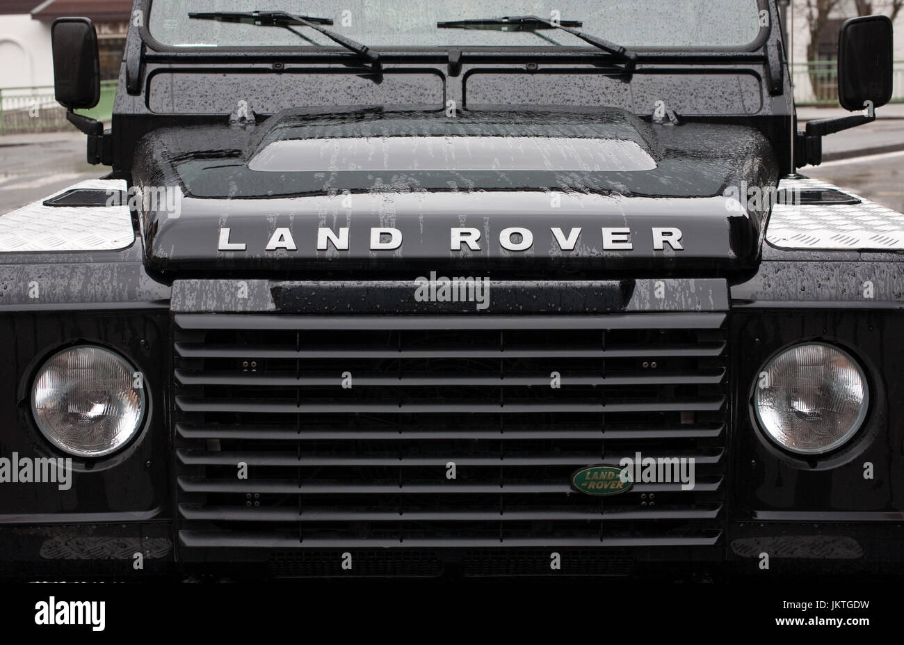 Closeup of Land Rover 90 grill Stock Photo - Alamy
