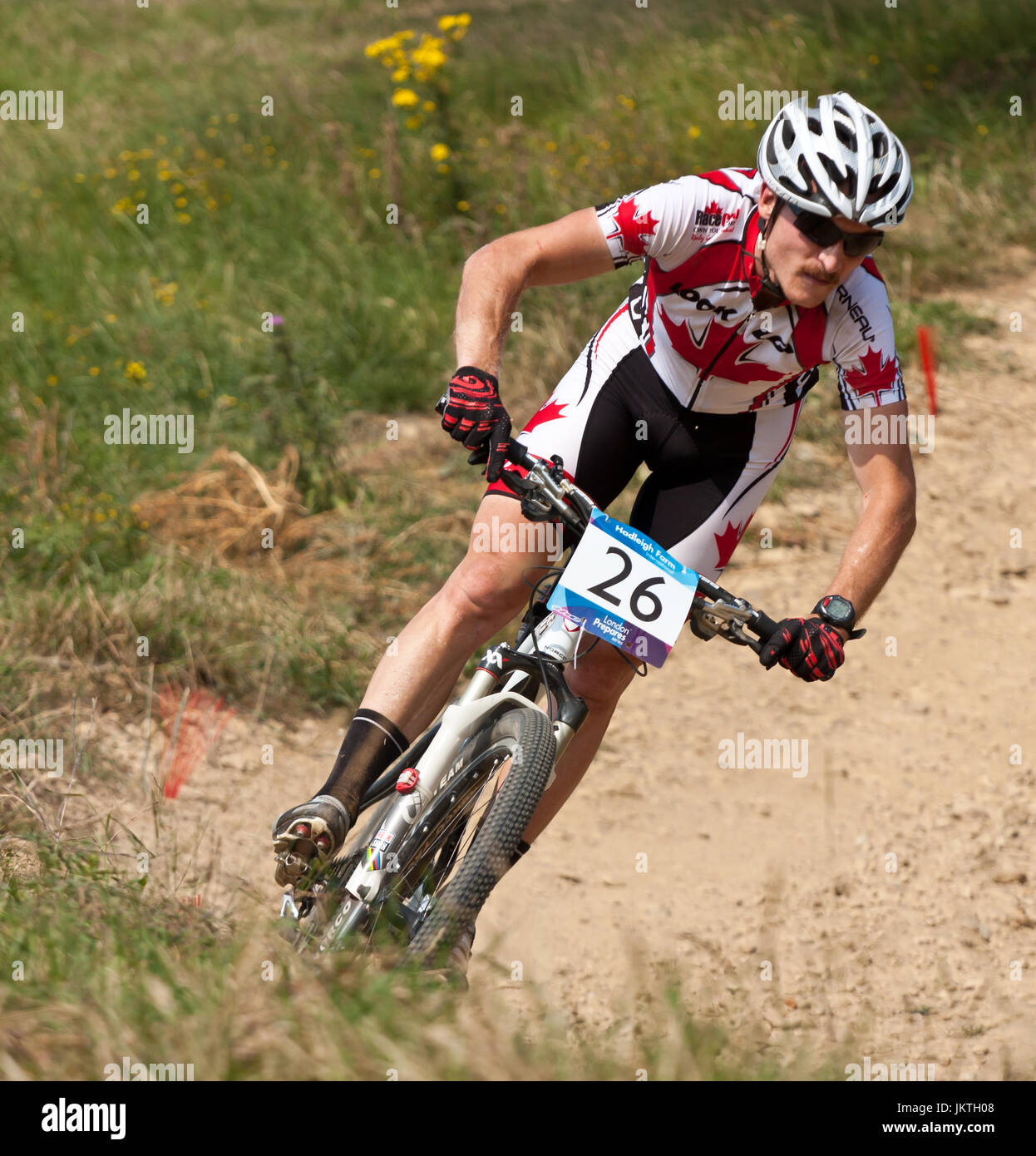 Downhill cornering hi-res stock photography and images - Alamy
