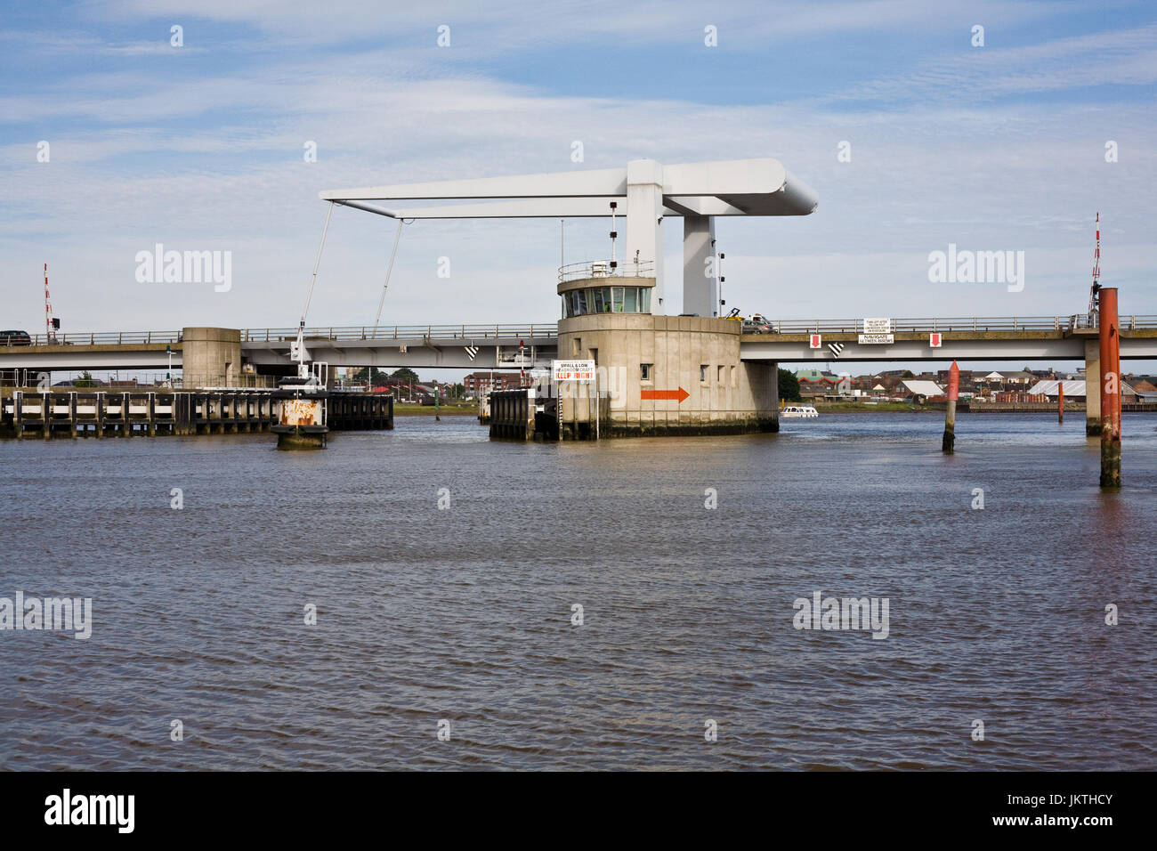 Breydon Bridge, River Yare, Great Yarmouth Stock Photo - Alamy
