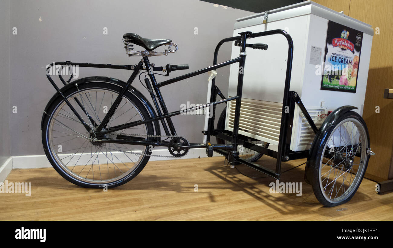 Cargo ice-cream bike Stock Photo - Alamy