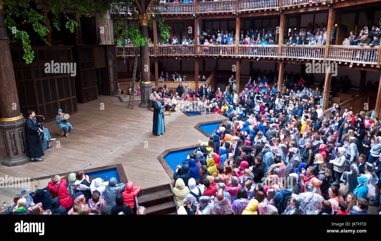 The Globe Theatre Stock Photo - Alamy