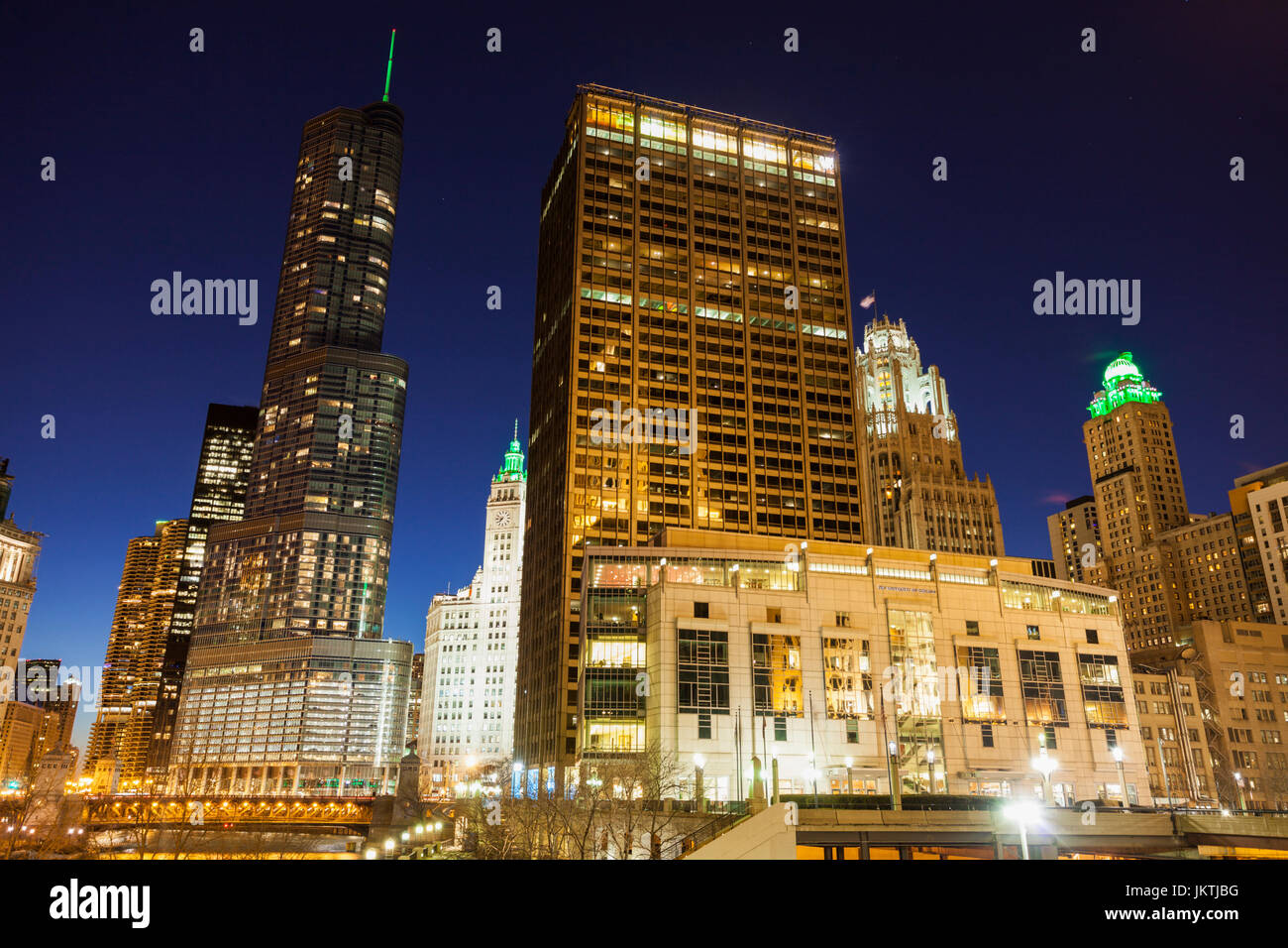 Chicago architecture along the river. Chicago, Illinois, USA Stock ...