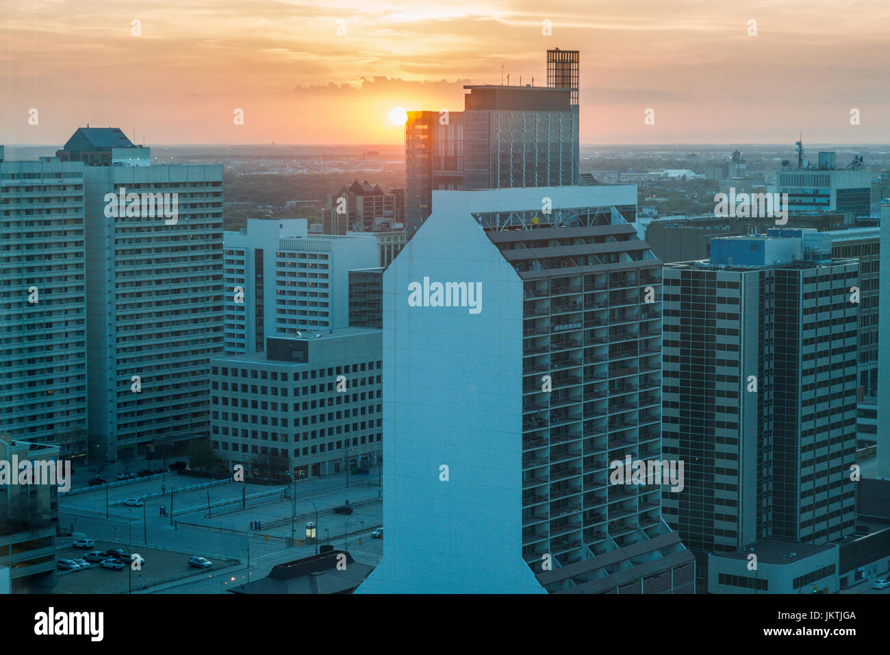 Winnipeg skyline at night hi-res stock photography and images - Alamy