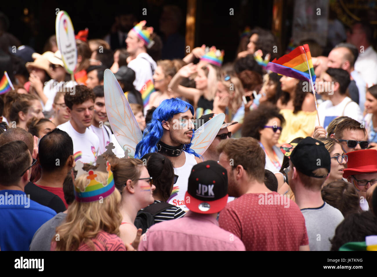 Crowd lgbt hi-res stock photography and images - Alamy