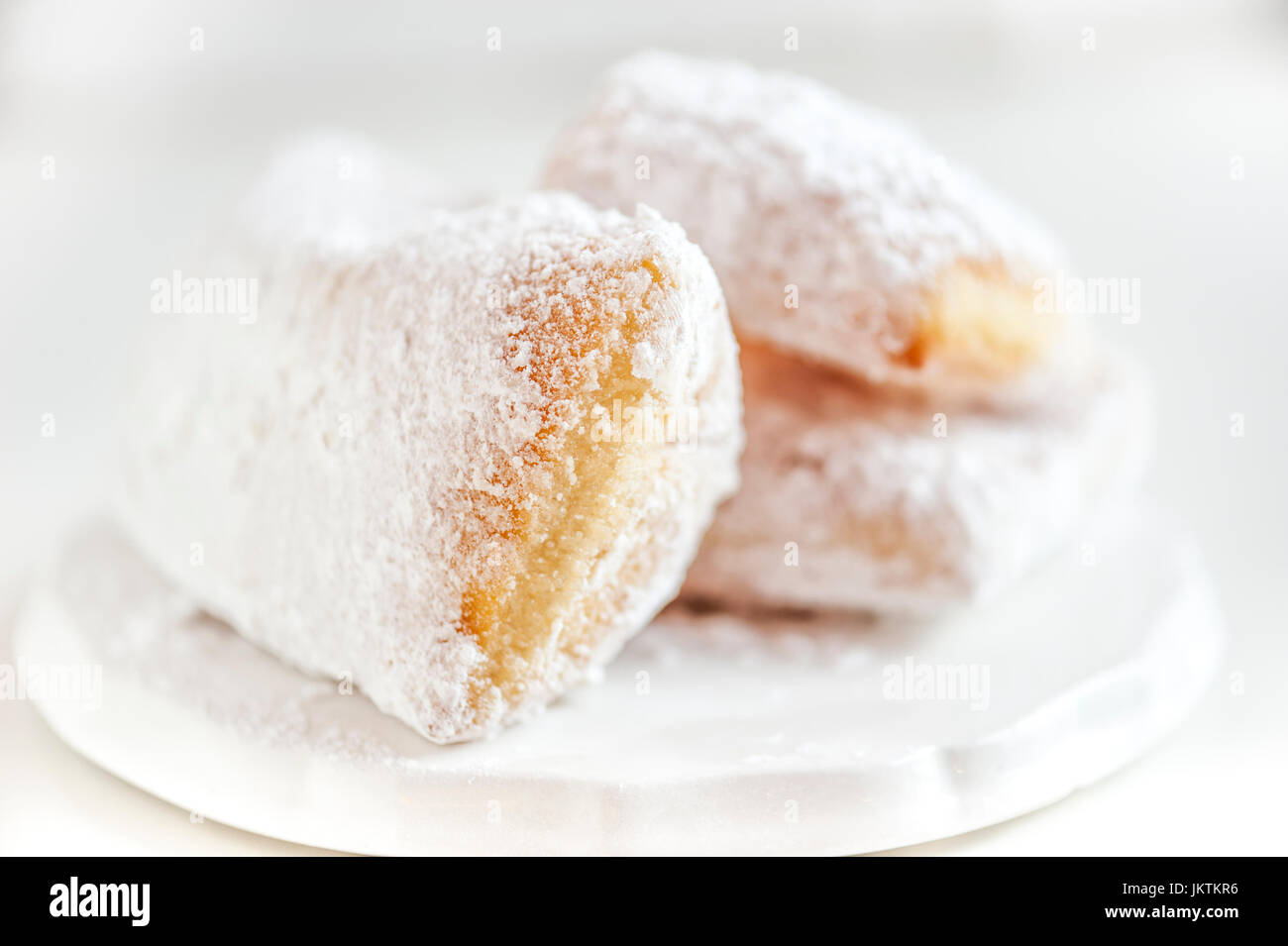 Beignets krapfen hi-res stock photography and images - Alamy