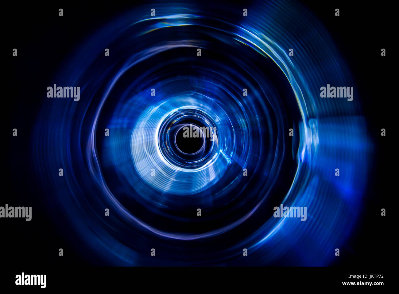 Visible sound waves hi-res stock photography and images - Alamy