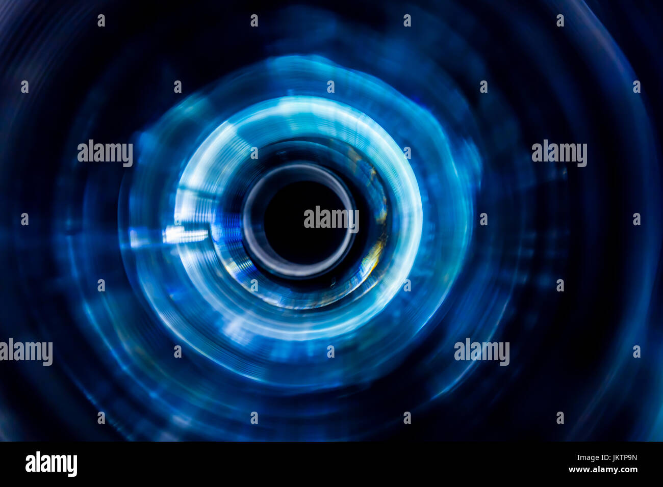 Visible sound waves hi-res stock photography and images - Alamy