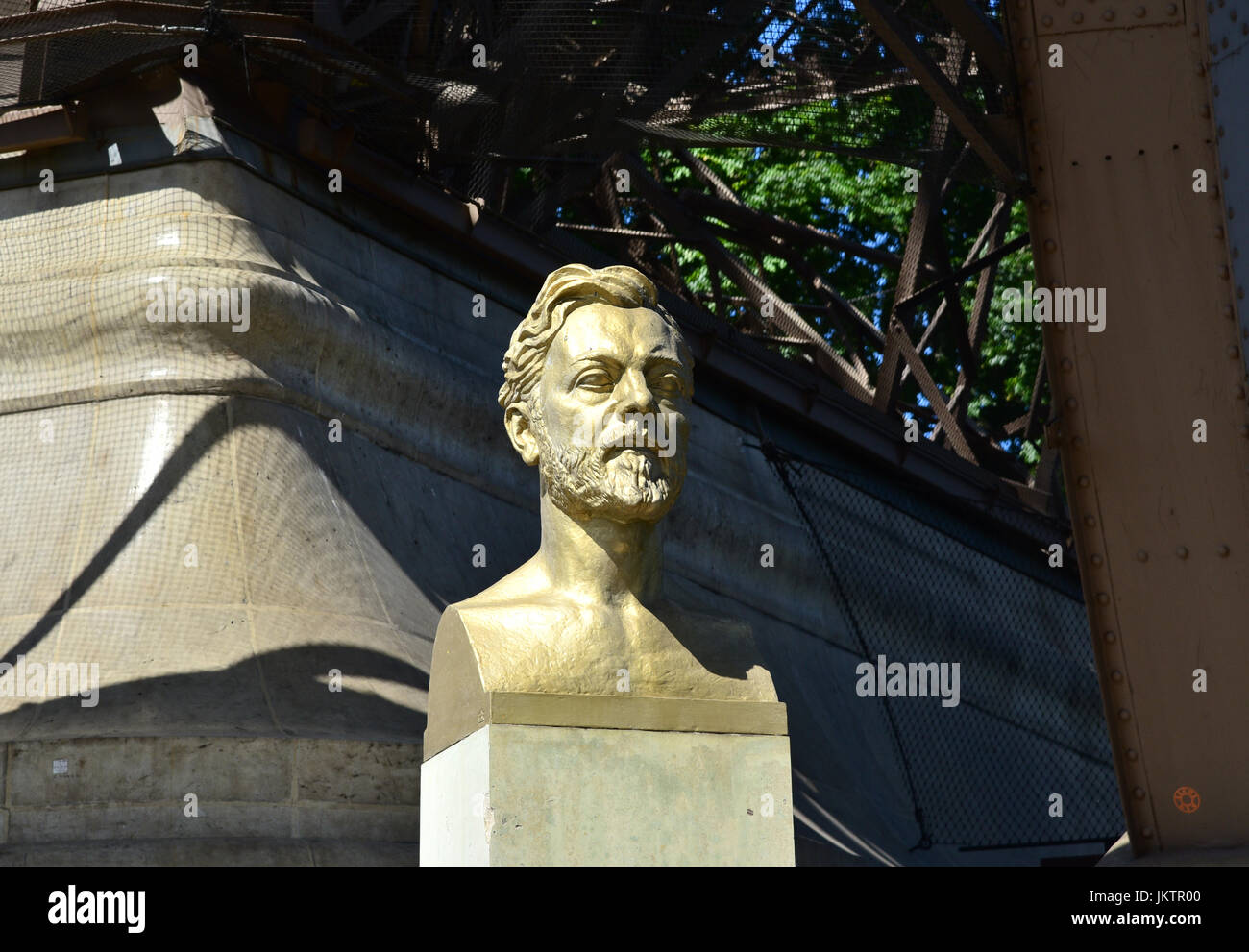 statue of gustave eiffel architect of eiffel tower,paris,france Stock Photo - Alamy