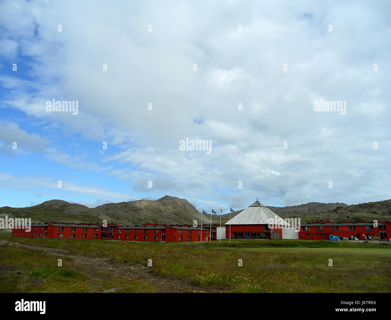 Beautiful midsummer landscape with Norwegian country houses at North ...
