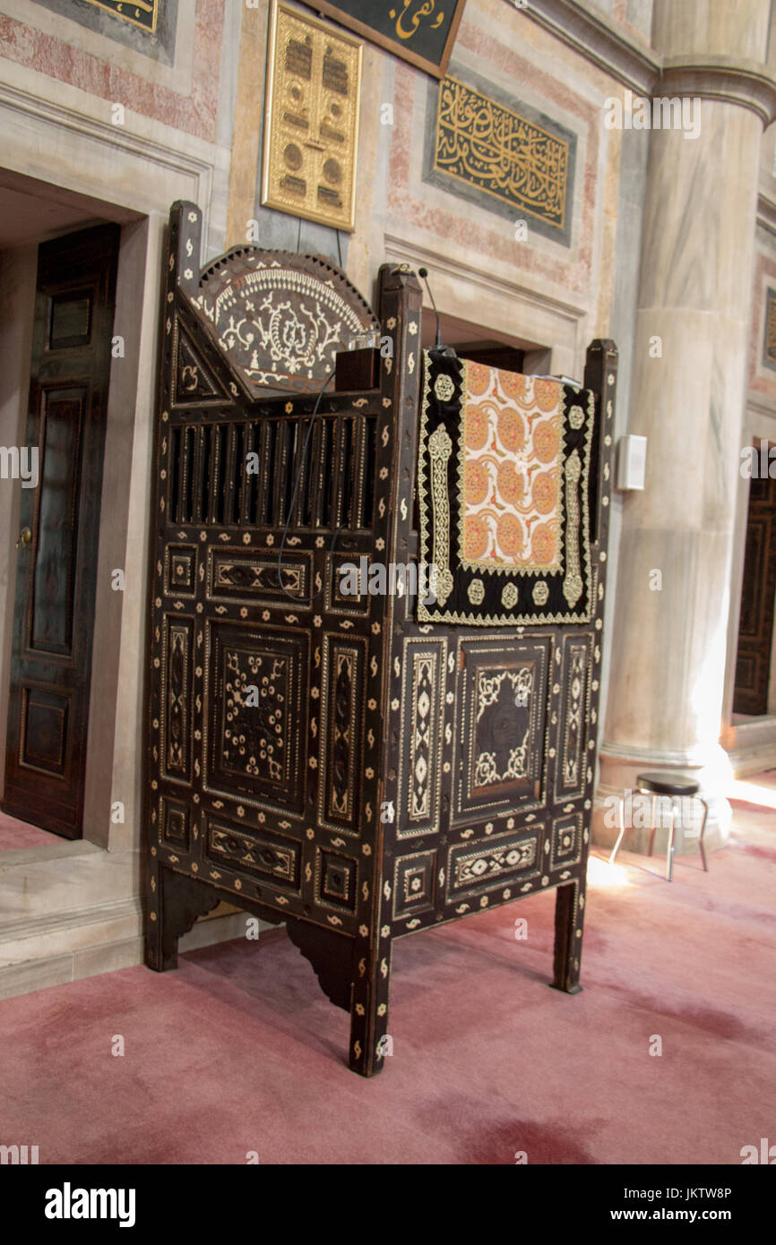Minbar (pulpit) in the mosque wood hi-res stock photography and images ...