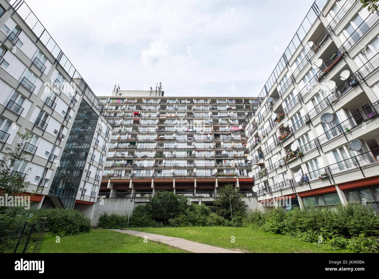 Block blocks building buildings hi-res stock photography and images - Alamy