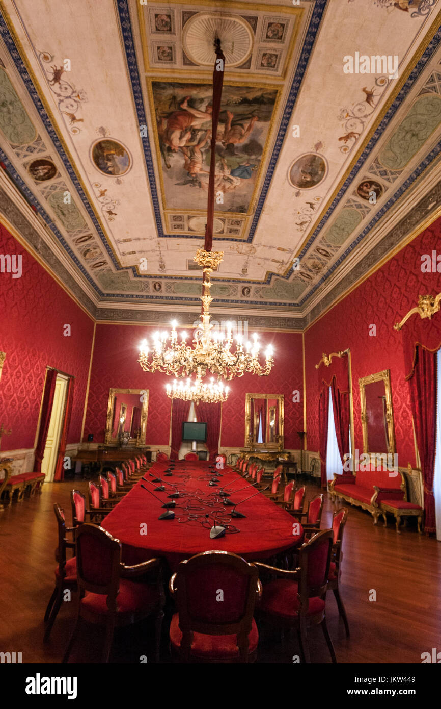 Sala rossa red room hi-res stock photography and images - Alamy