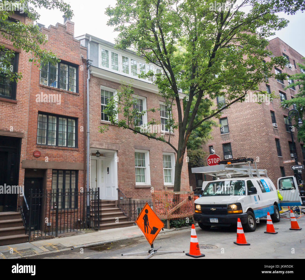 A crew from Con Edison does utility work near the Edna St.Vincent ...