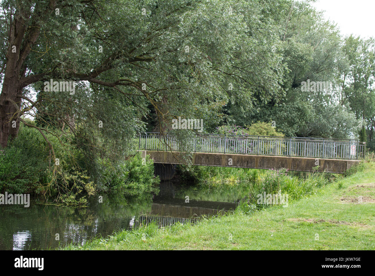 Billing Aquadrome Northampton England bridge water lake path crossing ...