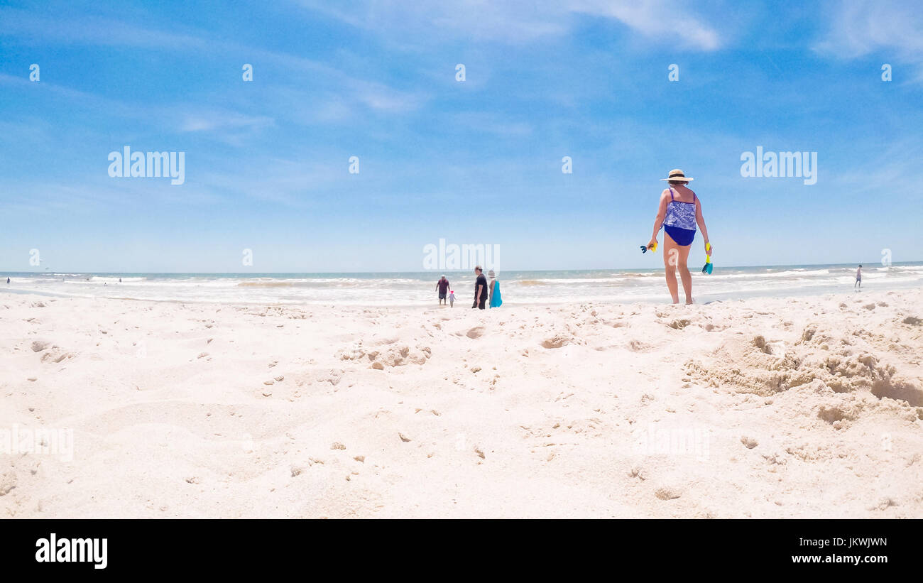 Summer vacation on the beach in South Carolina Stock Photo - Alamy