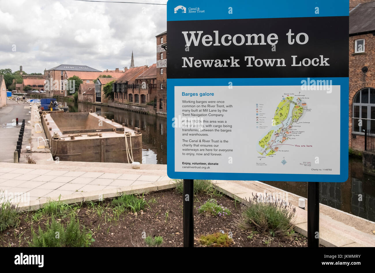 Welcome sign for Riverside area, Newark Town Lock, Newark Upon Trent ...