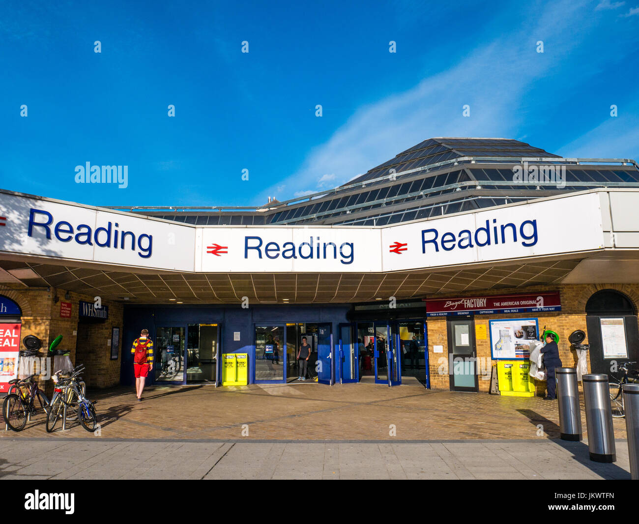 Reading Rail Station, Reading, Berkshire, England, UK, GB Stock Photo ...