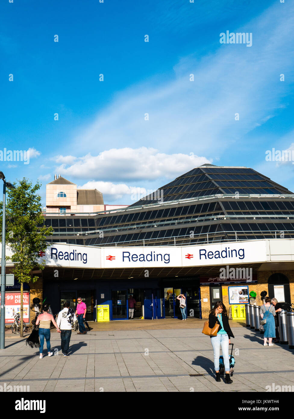 Reading Rail Station, Reading, Berkshire, England, UK, GB Stock Photo ...