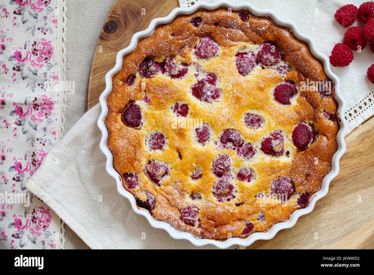 Raspberry clafoutis hi-res stock photography and images - Alamy