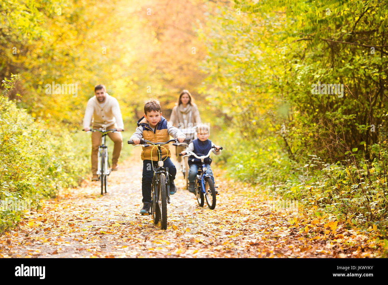 Cycling nature hi-res stock photography and images - Alamy