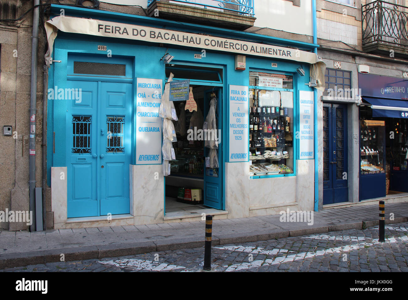 Grocery store in Porto (Portugal Stock Photo - Alamy