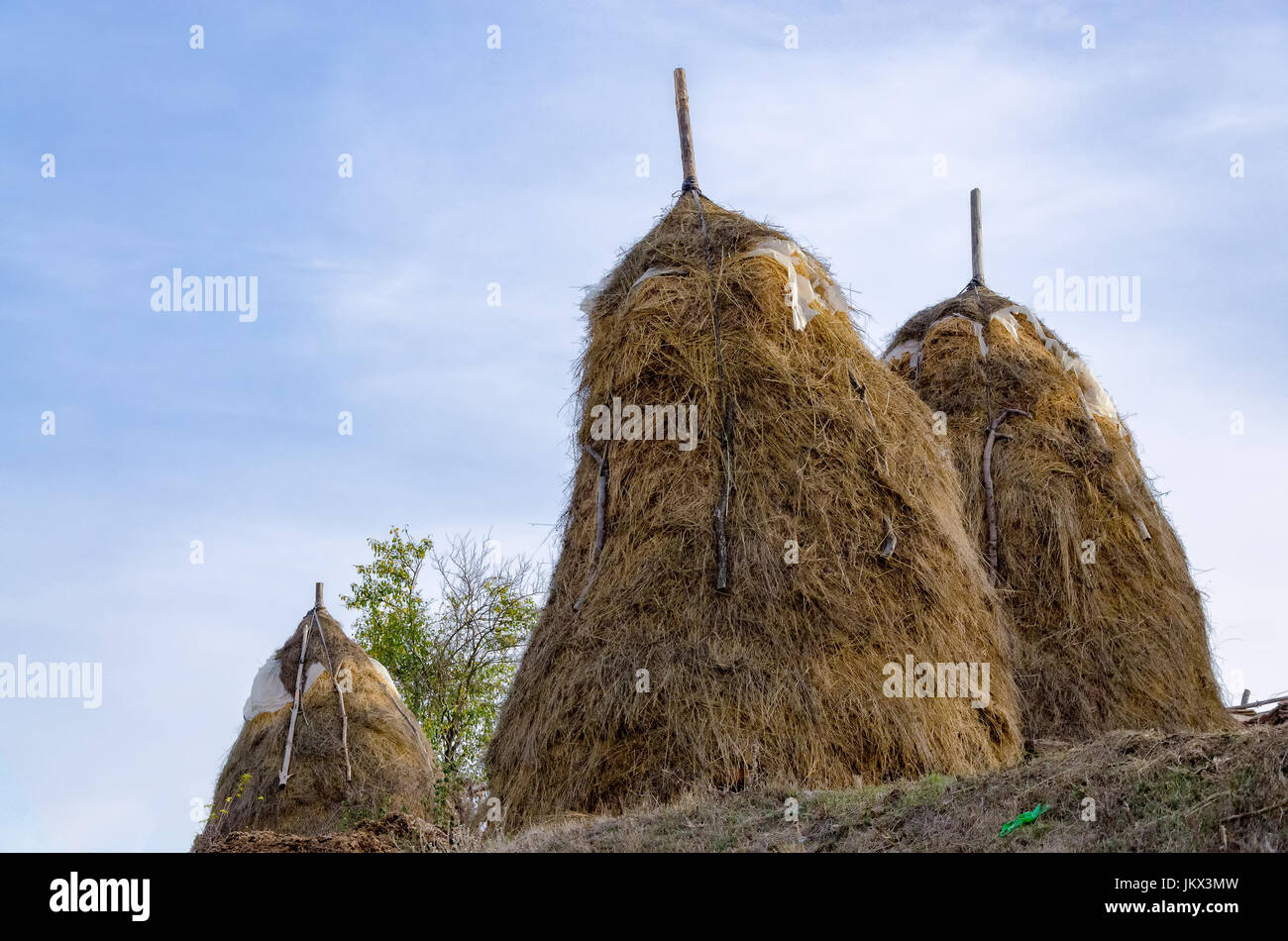 Traditional hay stack hi-res stock photography and images - Alamy
