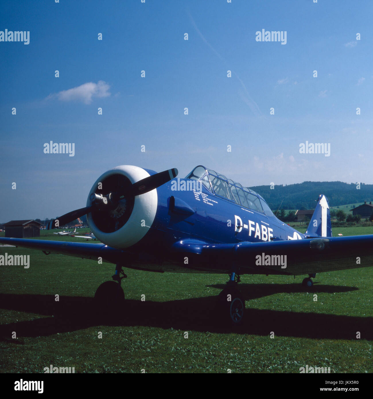 Propellerflugzeug Harvard Warbird aus den 1940er Jahren auf einem ...