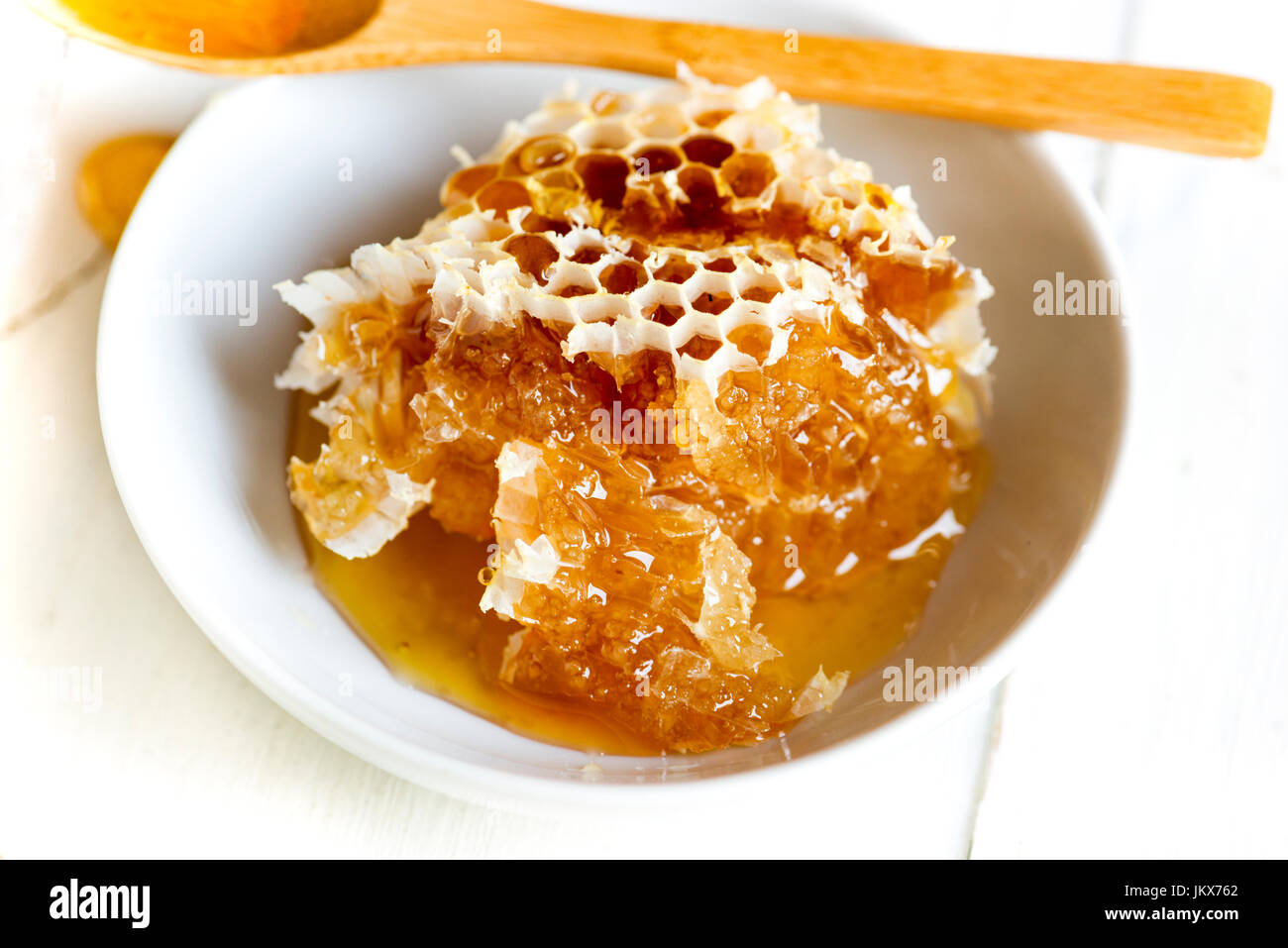Beeswax honeycomb propolis hi-res stock photography and images - Alamy